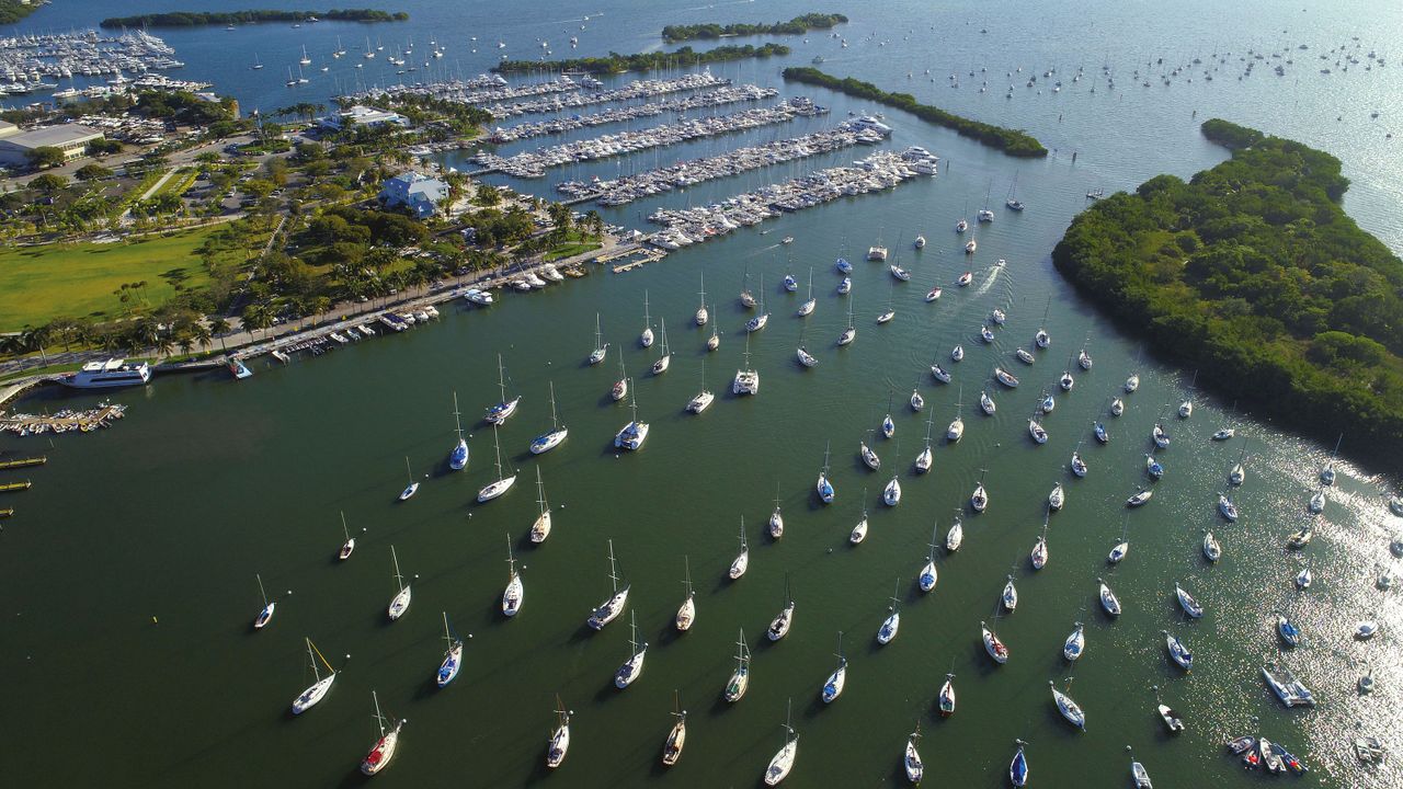 Dinner Key Marina - Superyacht Marina | Dockwalk